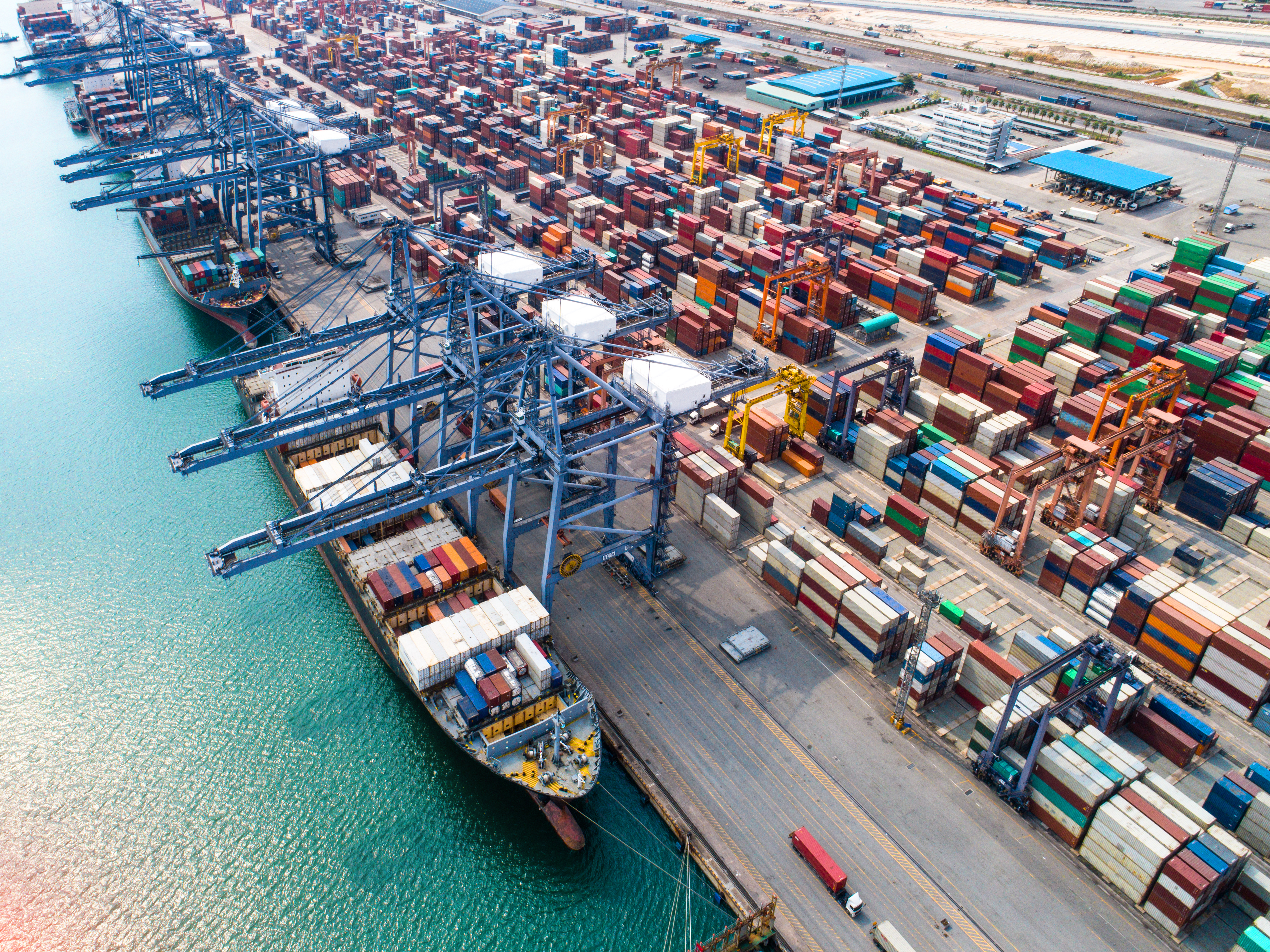 How to choose a charter type | Clarksons